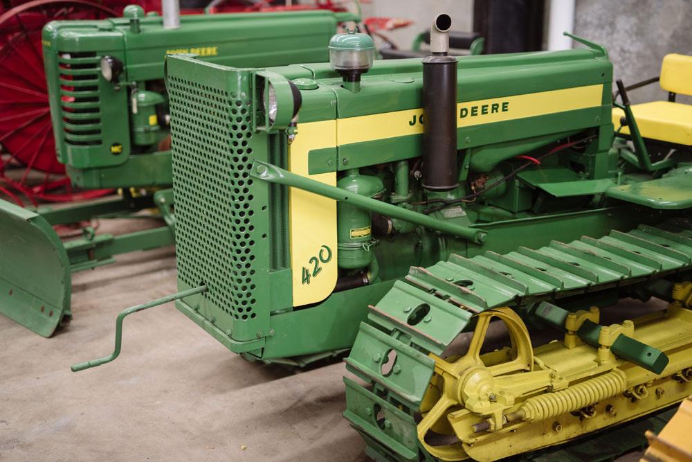 1957 JOHN DEERE 420C CRAWLER Price Estimate 1957 JOHN DEERE 420C CRAWLER Price Estimate